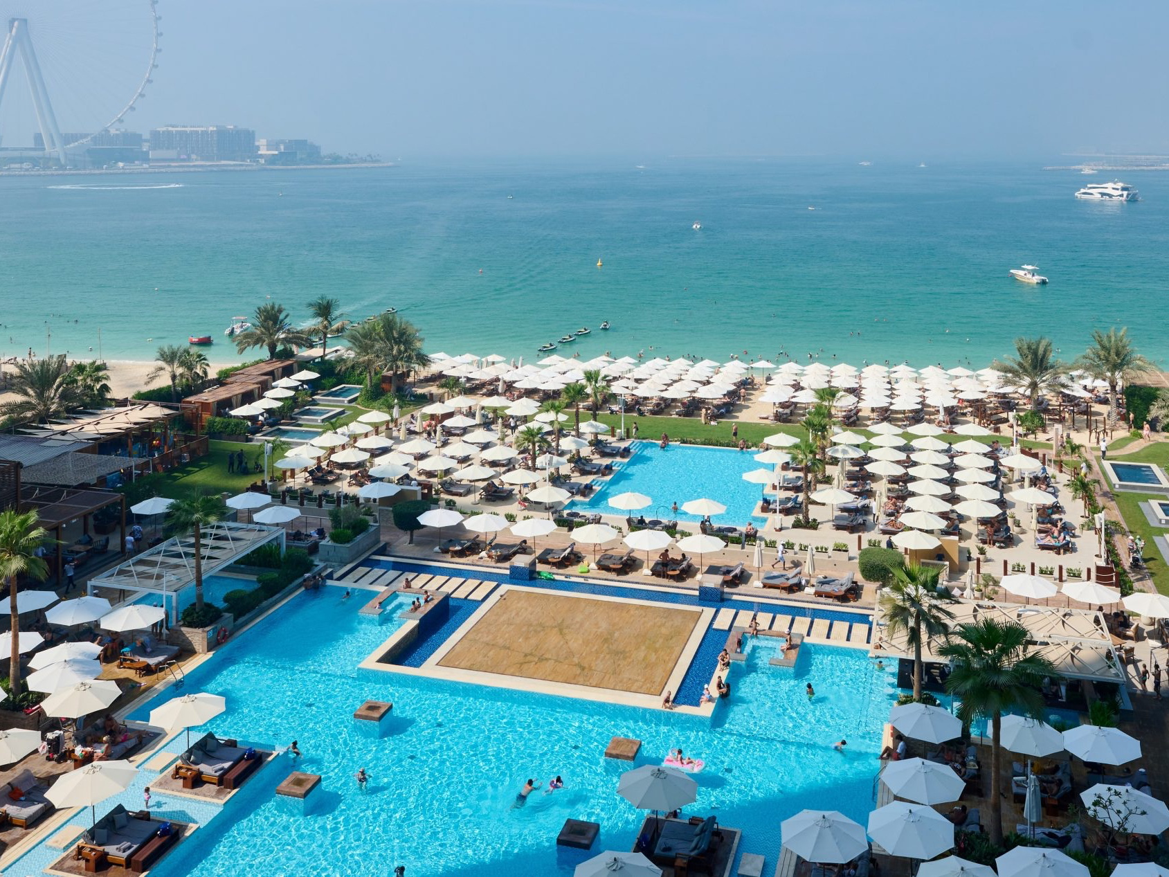Beach Azure Beach, Dubai - Tariffs 2026 - MySunbed