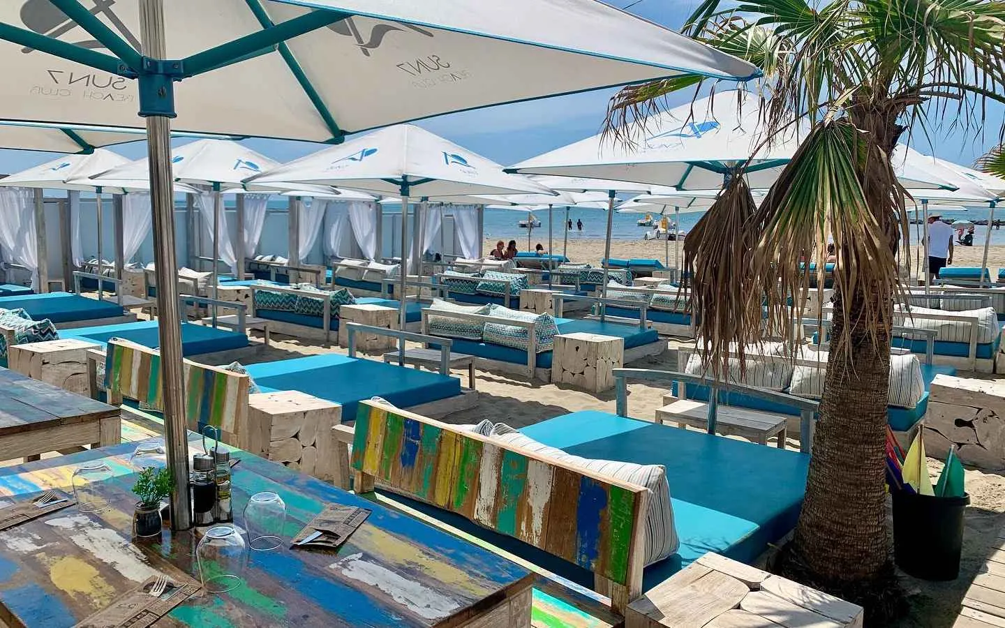 Plage Sun 7 Beach, Le cap d'agde - Tarifs 2026 - MySunbed