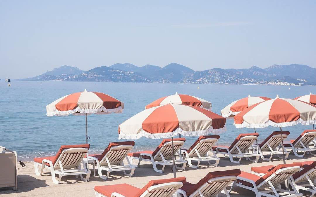 Plage Le Bénitier, Cannes - Tarifs 2025 - MySunbed